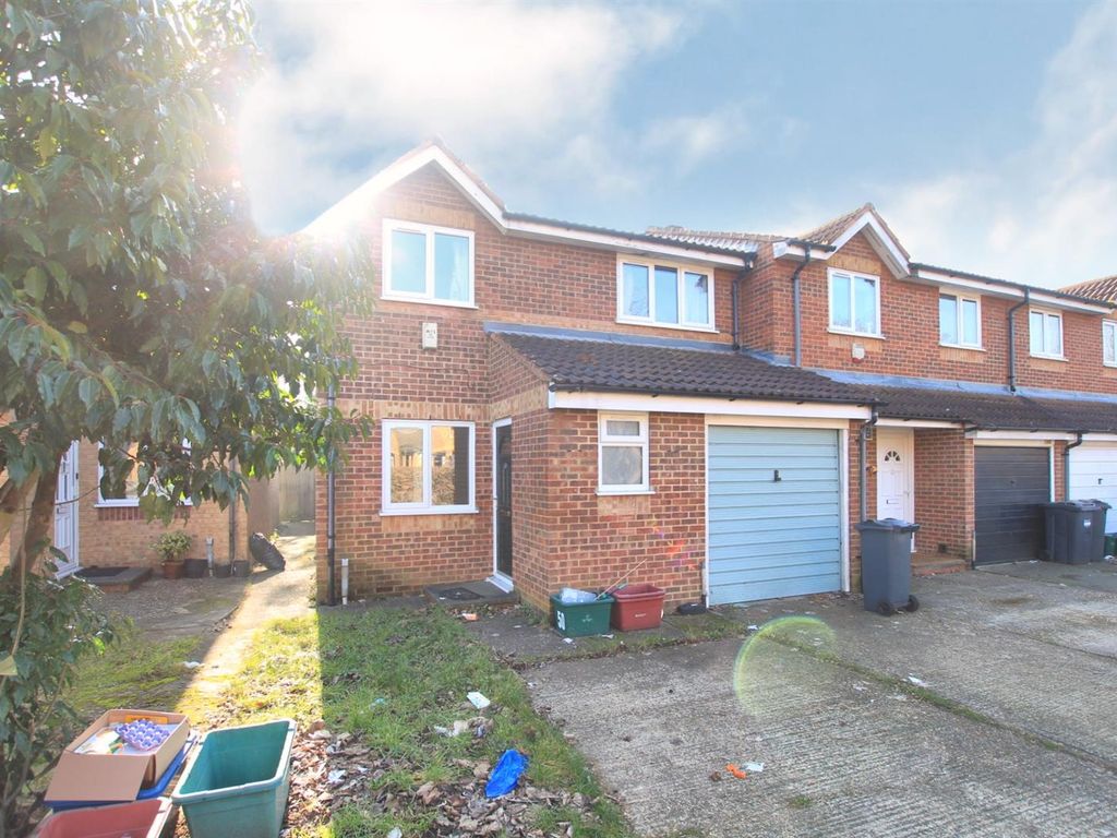 4 bed end terrace house for sale in Burket Close, Norwood Green UB2 ...