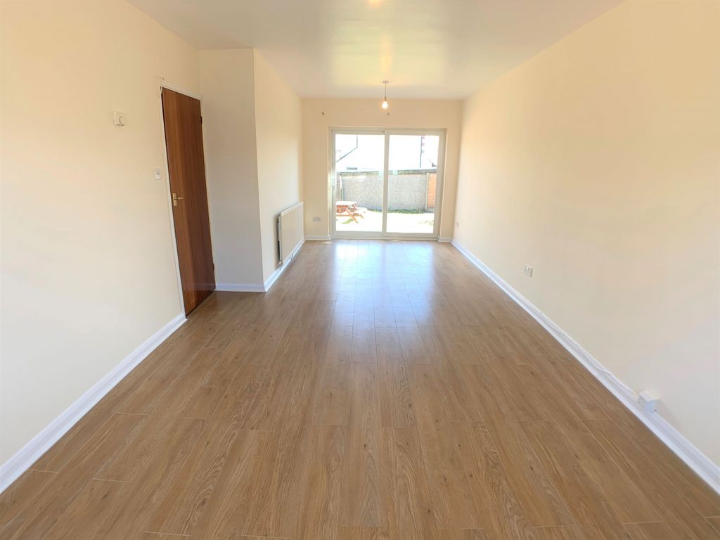 3 Bed End Terrace House For Sale In Jordan Road Perivale Greenford