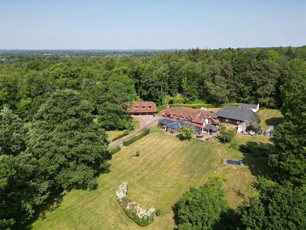 7 bed country house for sale in Ryedown Lane, East Wellow, Hampshire ...