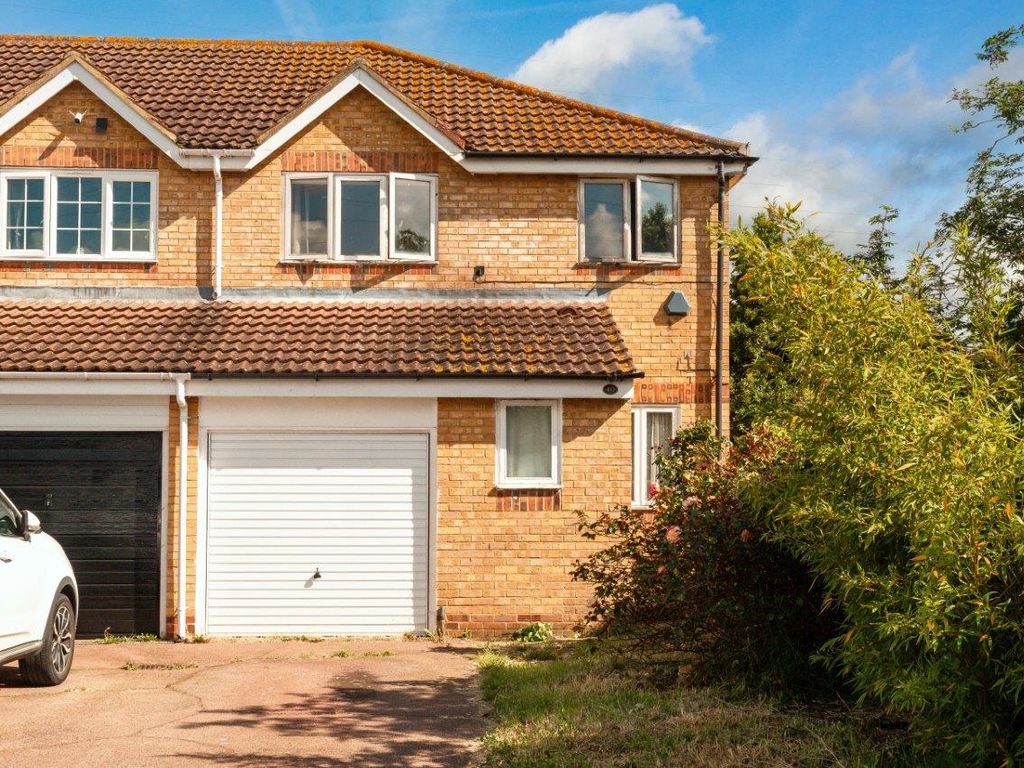 3 Bed End Terrace House For Sale In Joyce Green Lane Dartford Da1 £