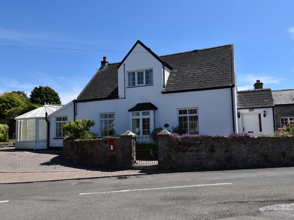 2 bed detached house for sale in Jameston, Tenby SA70 - Zoopla