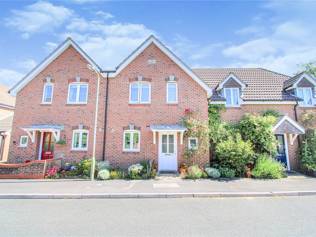 3 bed terraced house for sale in Depden Gardens, Dibden Purlieu ...