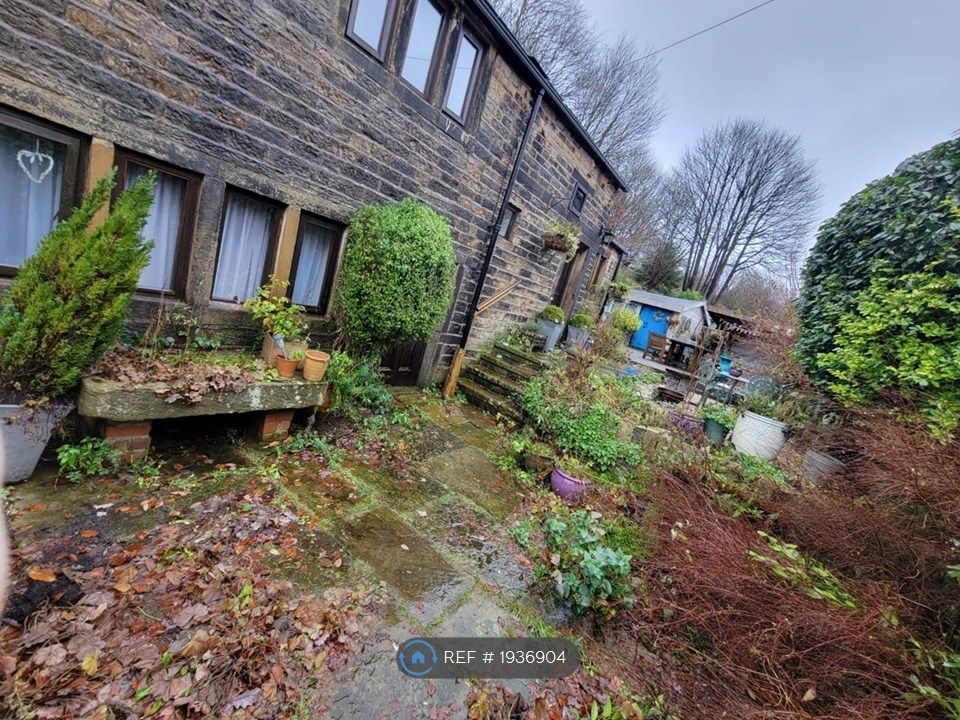 3 Bed Semi Detached House To Rent In Station Road Marsden