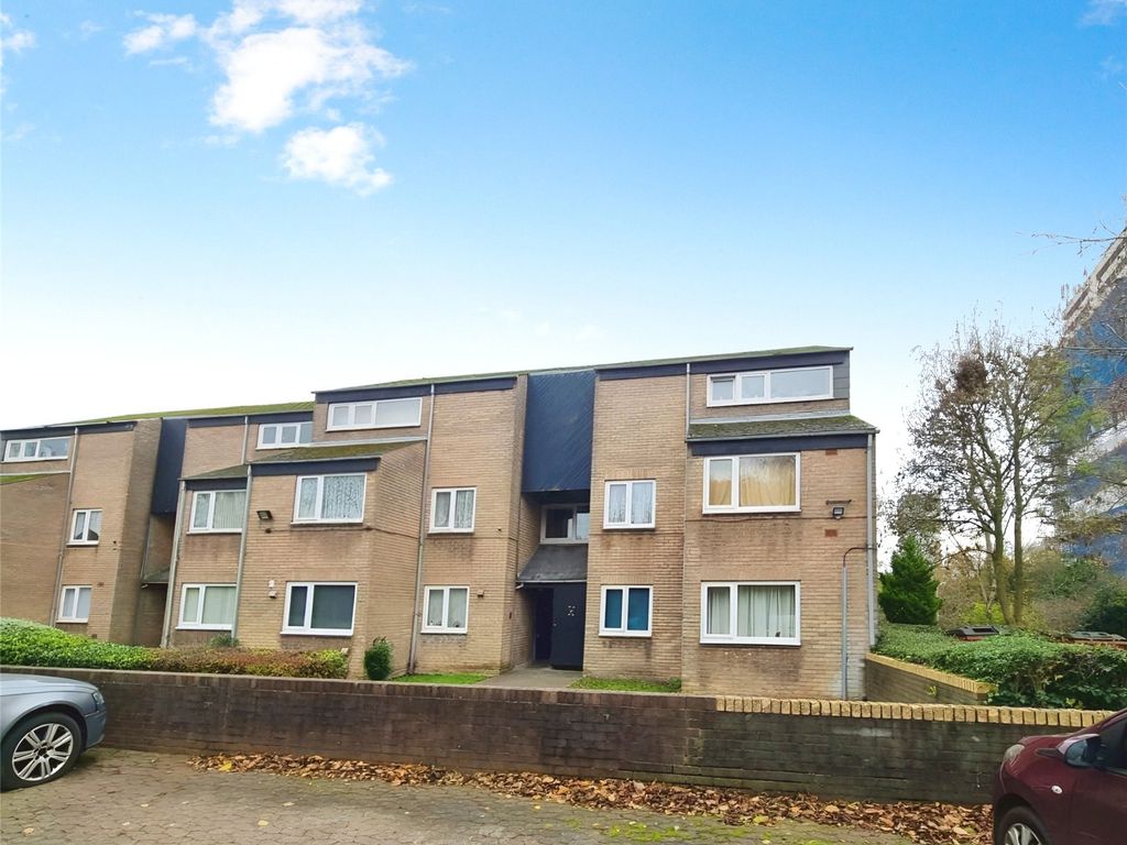 1 bed flat for sale in Provence Close, Wolverhampton, West Midlands ...