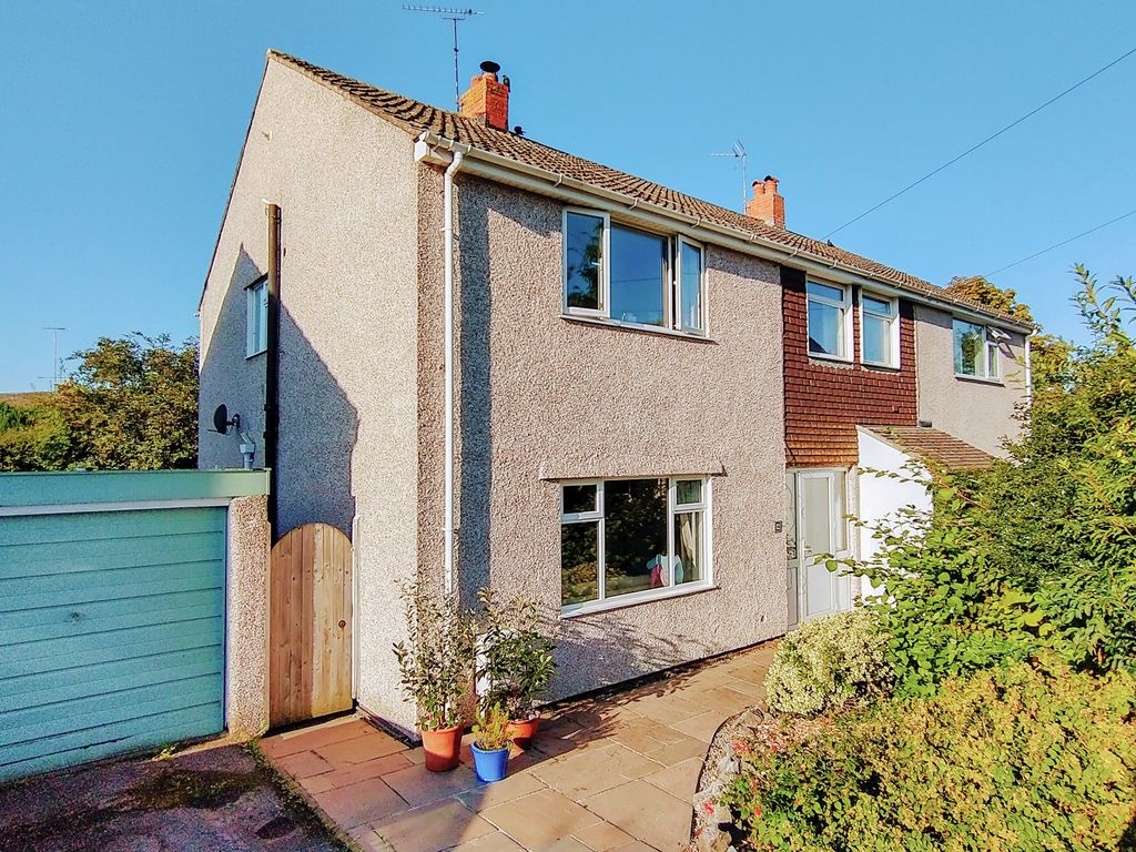 4 Bed Semi Detached House For Sale In Brooklyn Wrington Bristol Bs40