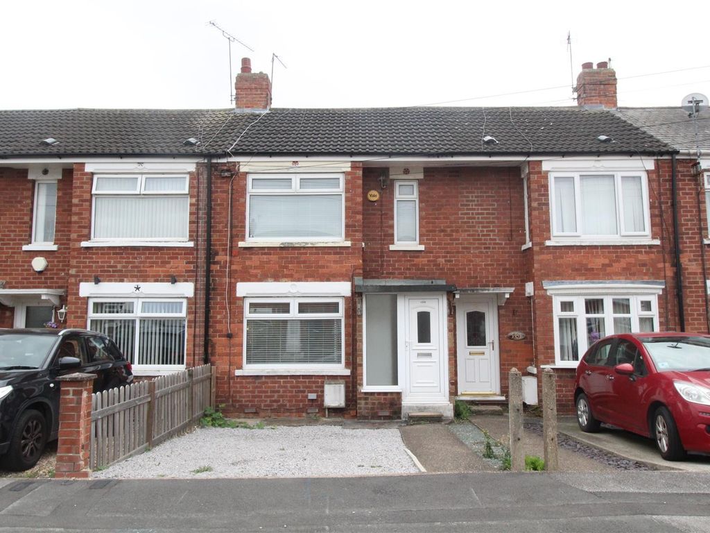 2 bed terraced house to rent in Bristol Road, Hull HU5, £725 pcm - Zoopla