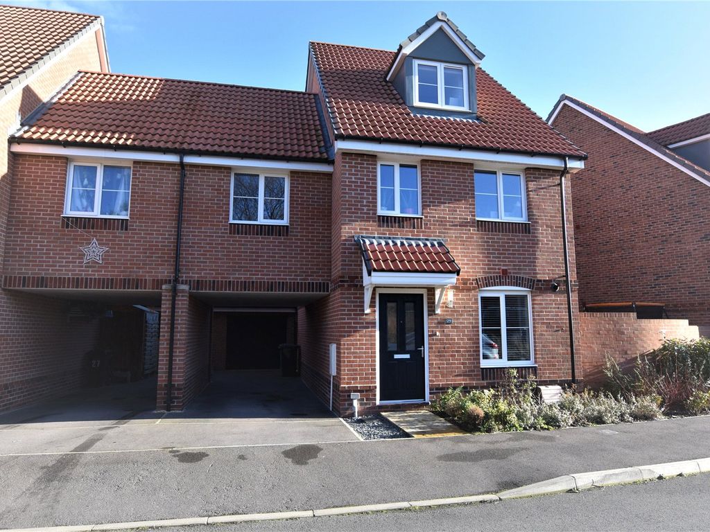 4 bed link-detached house for sale in Box Tree Lane, Didcot ...