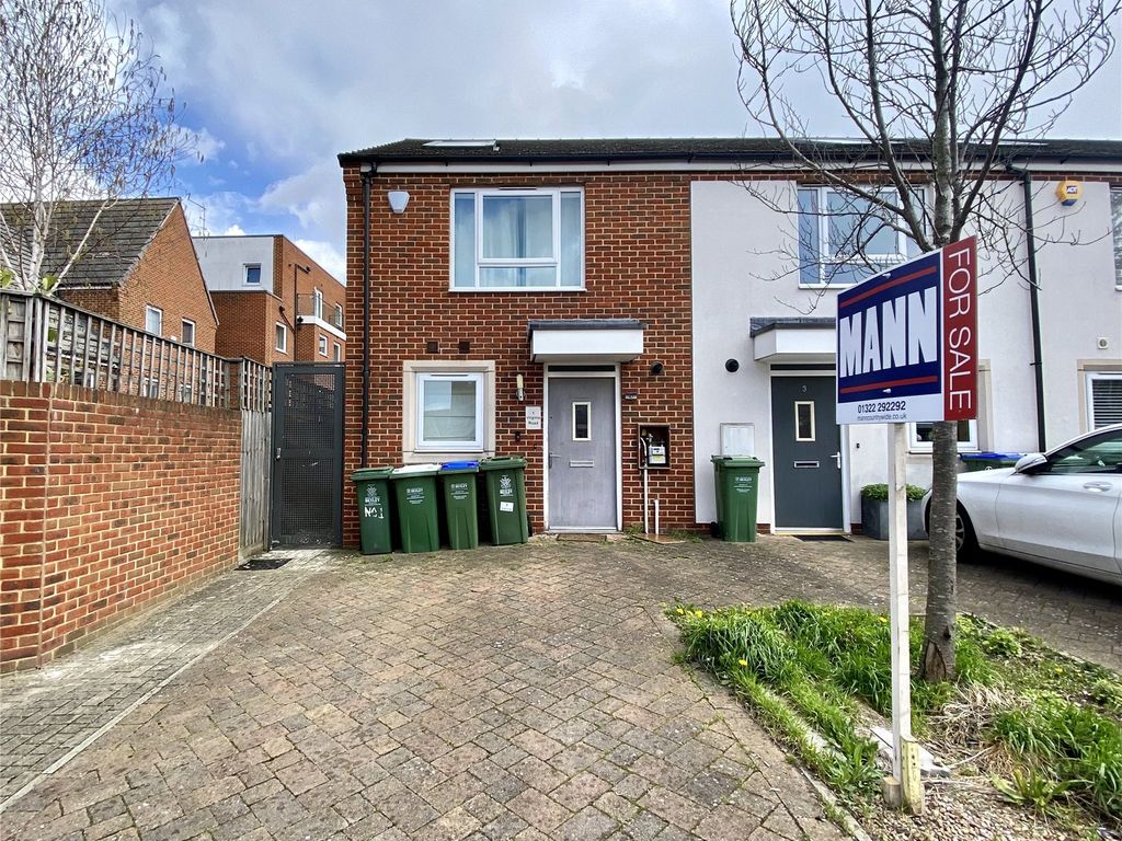 2 Bed End Terrace House For Sale In Virginia Road Crayford Dartford