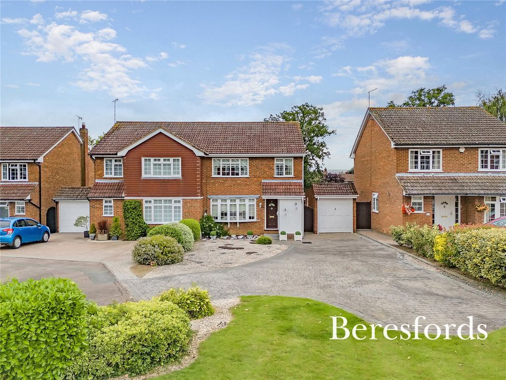 3 bed semi-detached house for sale in Hallam Close, Doddinghurst CM15 ...