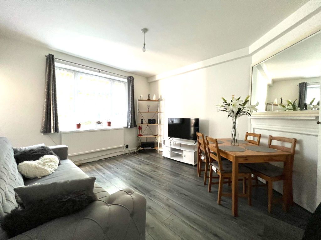 2 bed flat for sale in Calvert House, White City Estate W12 - Zoopla
