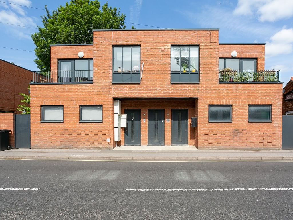 1 Bed Flat To Rent In Flat 4 Vicarage Court 105b Vicarage Road