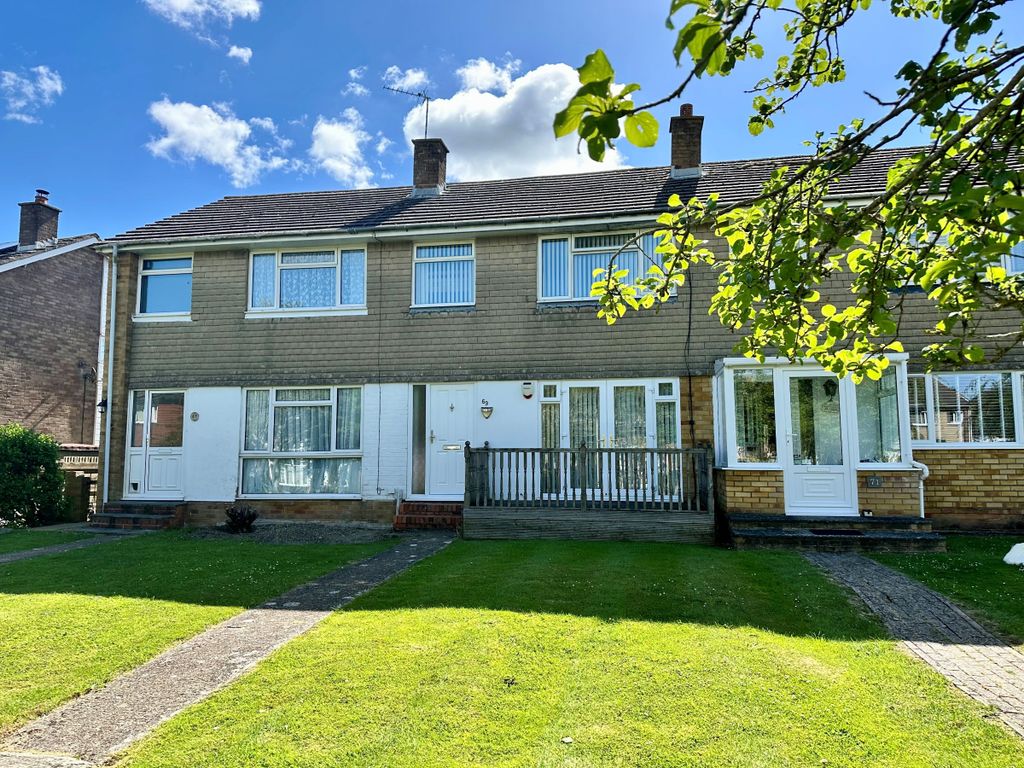 3 bed terraced house to rent in Seven Sisters Road, Willingdon ...