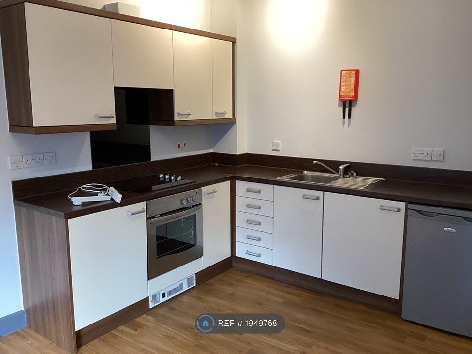 1 bed flat to rent in Exchange Building, Bournemouth BH1, £895 pcm - Zoopla