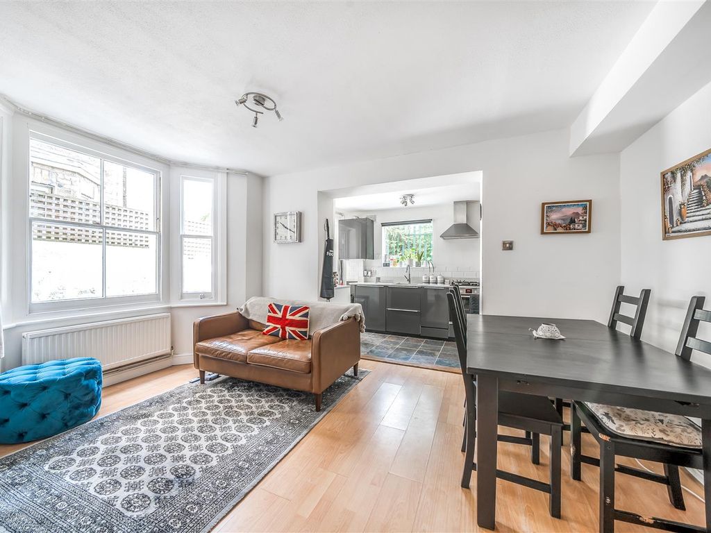 2 bed flat for sale in Saltram Crescent, London W9, £625,000 - Zoopla