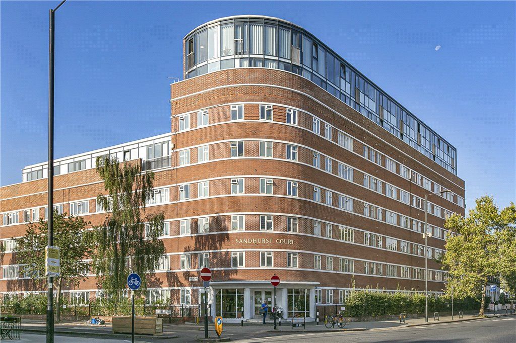 2 bed flat for sale in Acre Lane, London SW2, £710,000 - Zoopla