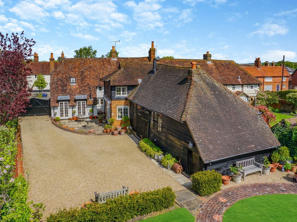 4 bed end terrace house for sale in High Street, Odiham, Hook ...