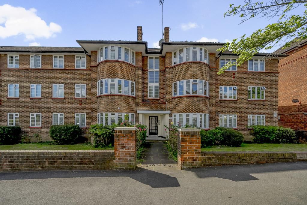2 bed flat for sale in Hampstead Garden Suburb, London NW11, £425,000 ...