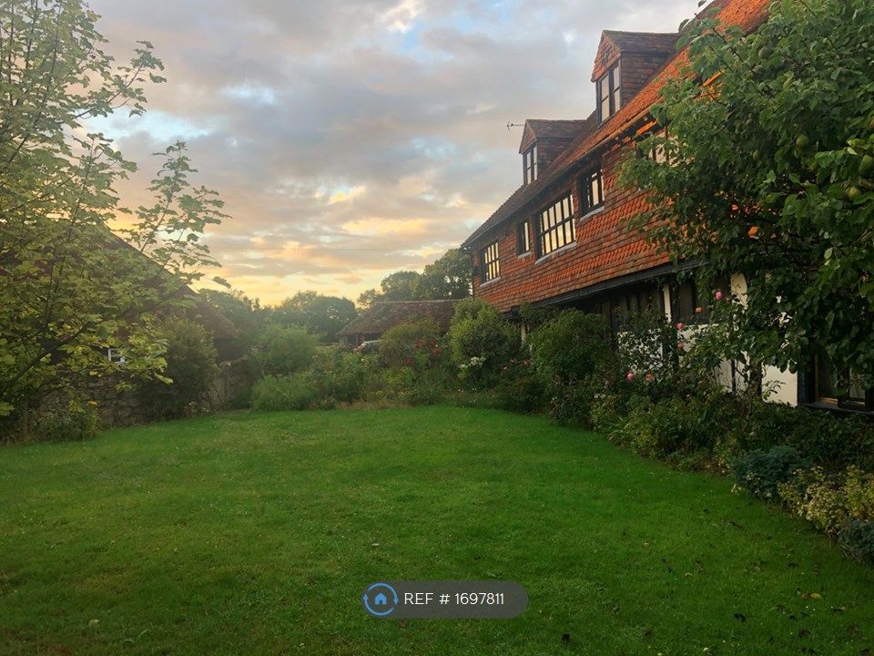 1 bed flat to rent in Little Singleton Farm, Great Chart, Ashford TN26 ...