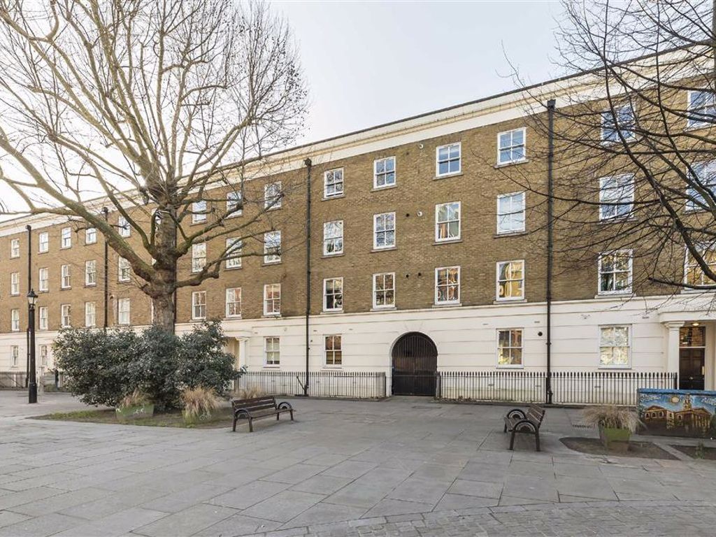 2 bed flat for sale in Trinity Street, London SE1 - Zoopla