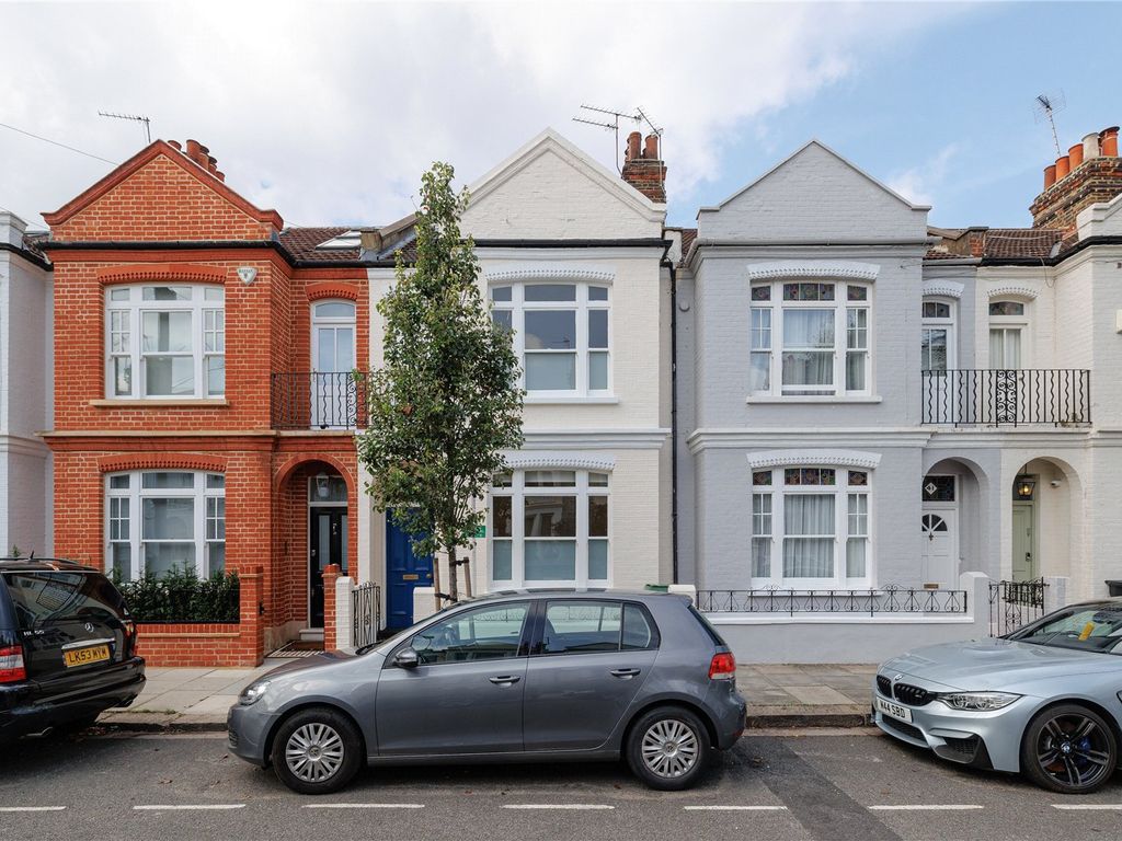 4 bed terraced house for sale in Fabian Road, Fulham, London SW6 - Zoopla