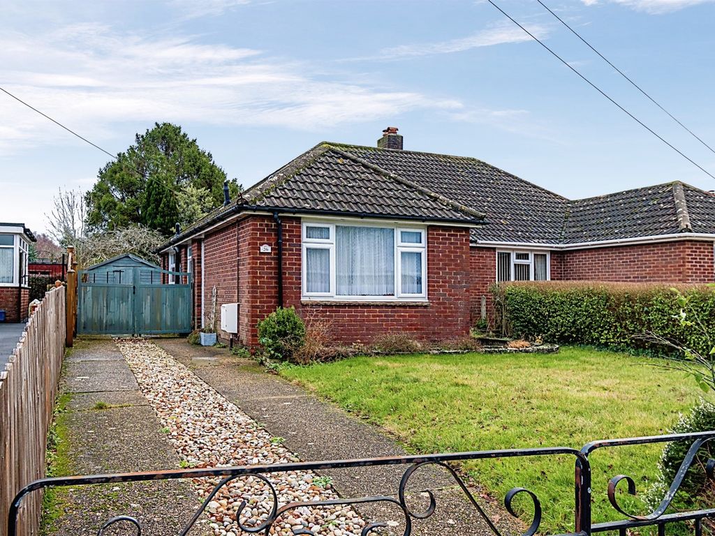 2 Bed Semi Detached Bungalow For Sale In Haig Road Bishopstoke