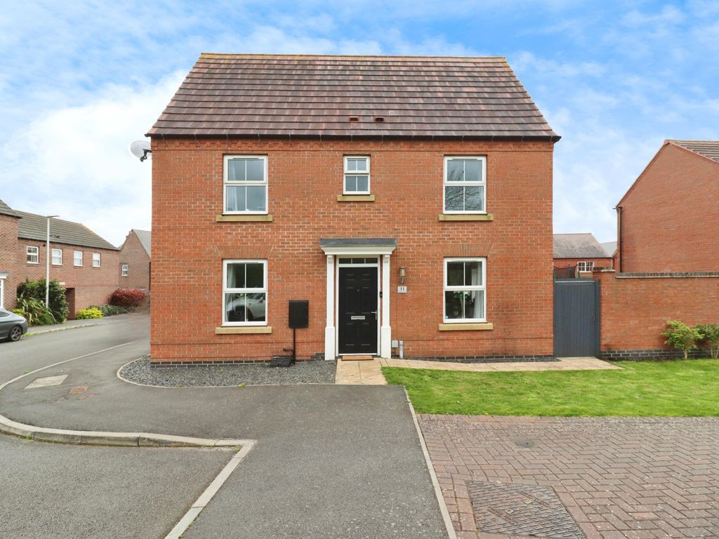 3 bed semi-detached house for sale in Bugle Close, Coton Park, Rugby CV23, £128,000 - Zoopla