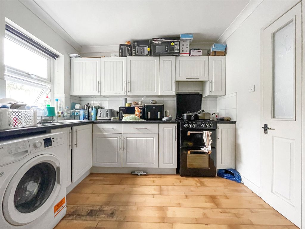 3 Bed End Terrace House For Sale In Trafalgar Street Gillingham Kent