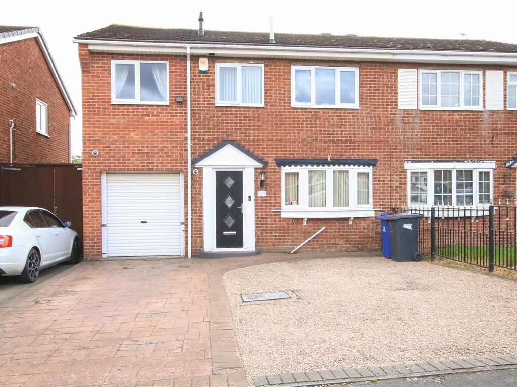 4 bed semi-detached house for sale in Farringdon Drive, New Rossington ...