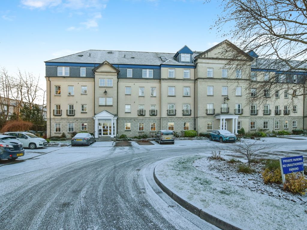 2 bed flat for sale in South Inch Court, Perth PH2, £149,995 - Zoopla