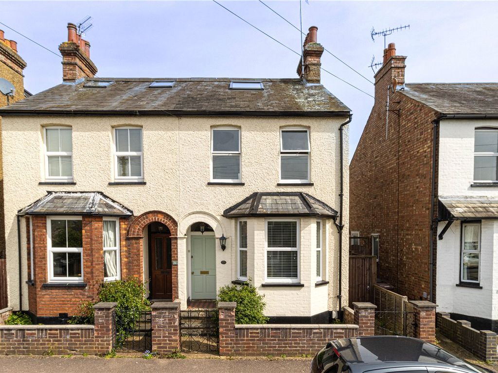 4 Bed Semi Detached House For Sale In Batford Road Harpenden