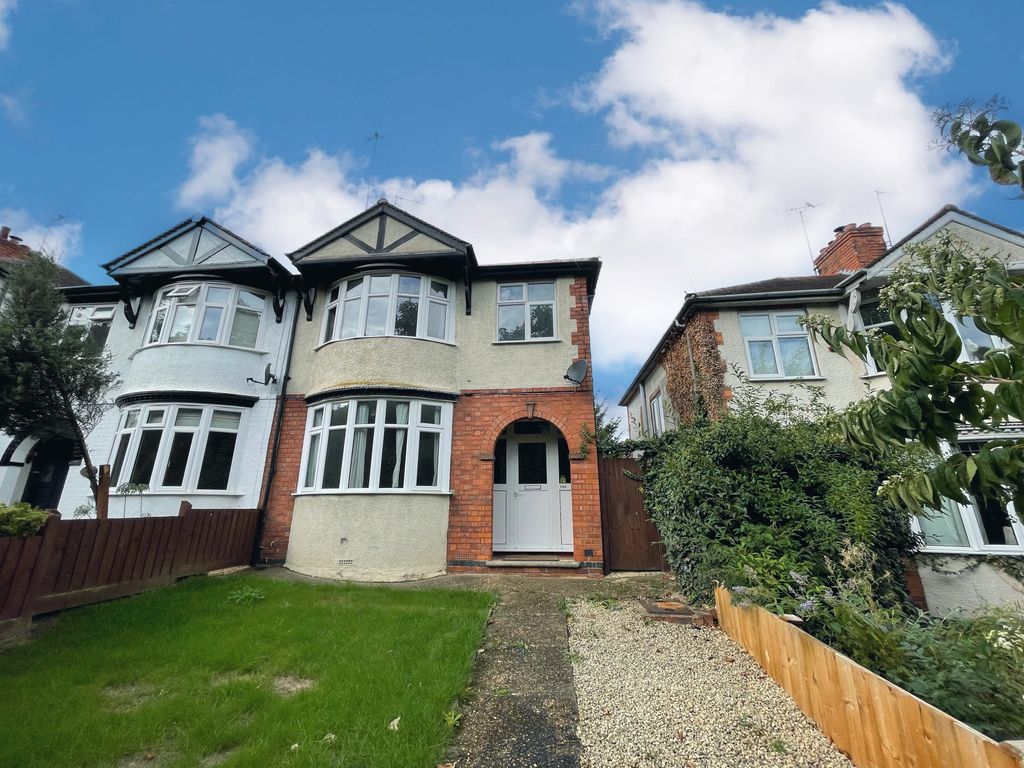 3 bed semi-detached house for sale in London Road, Northampton NN4 - Zoopla