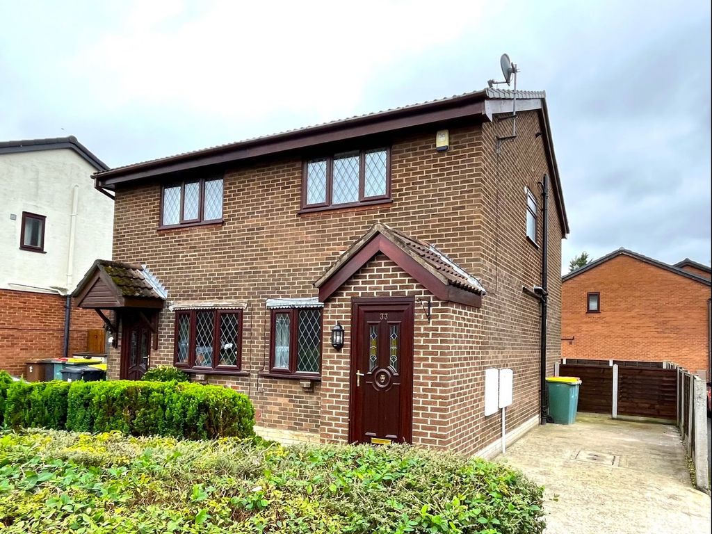 2 Bed Semi Detached House To Rent In Barnacre Close Fulwood Preston