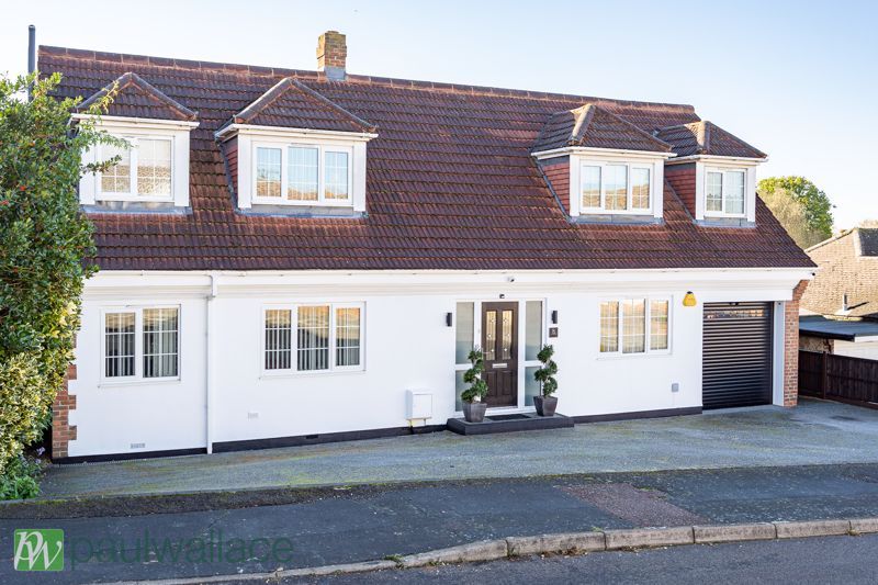 5 bed detached house for sale in Shooters Drive EN9 - Zoopla