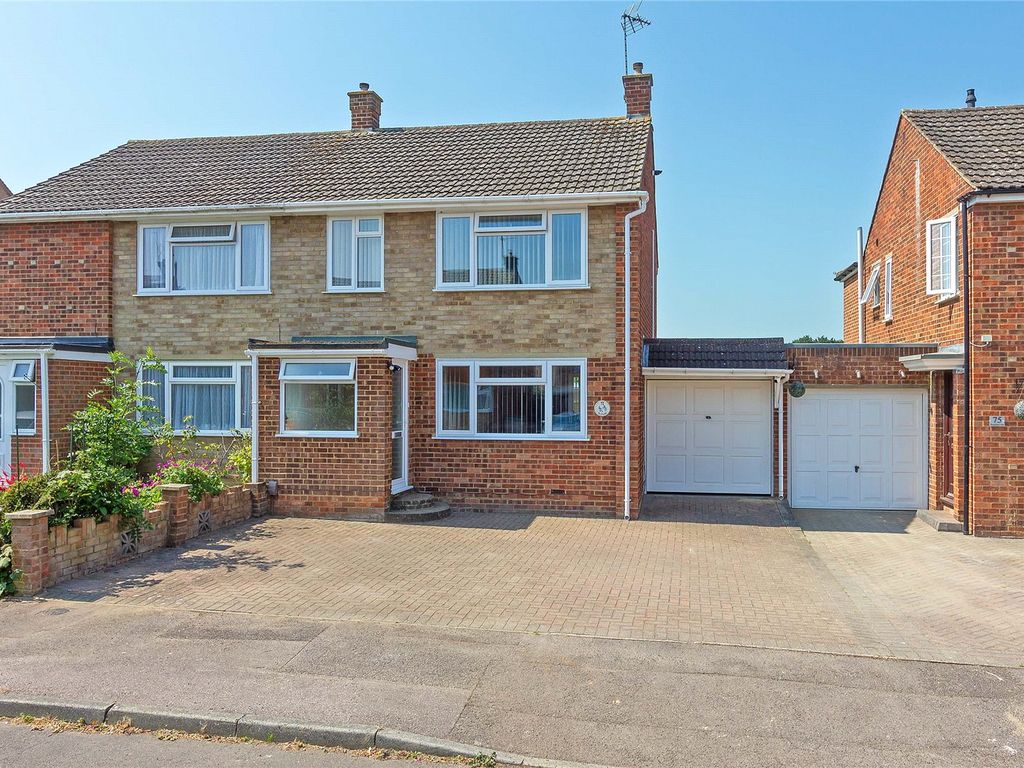 3 Bed Semi Detached House For Sale In Westerham Road Sittingbourne