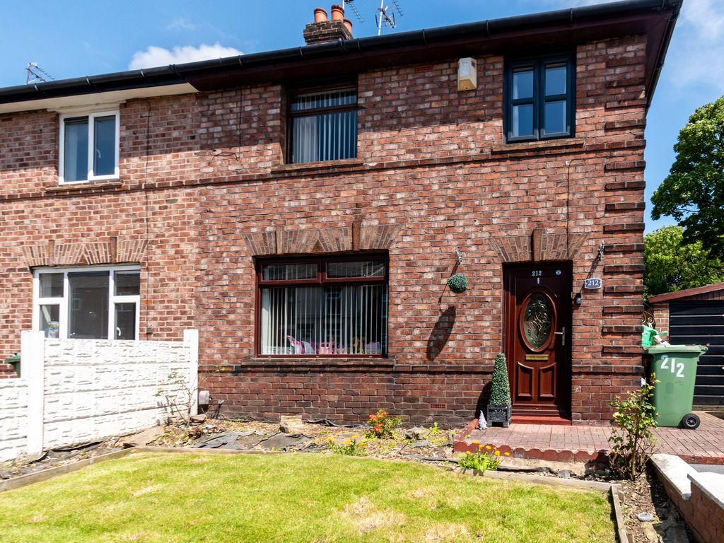 3 Bed Semi Detached House For Sale In Speakman Road Dentons Green Wa10