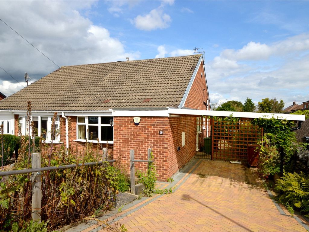 2 Bed Bungalow For Sale In Priestley View Pudsey West Yorkshire Ls28