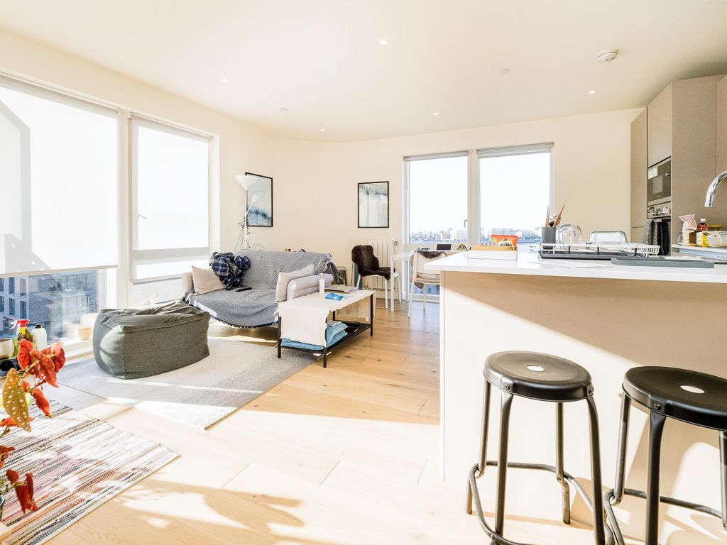 2 bed flat for sale in 7 New Warren Lane, London SE18, £600,000 - Zoopla