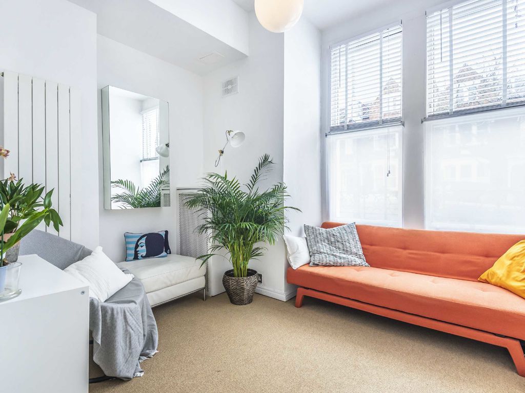 1 bed flat to rent in Ritherdon Road, London SW17, £1,500 pcm - Zoopla