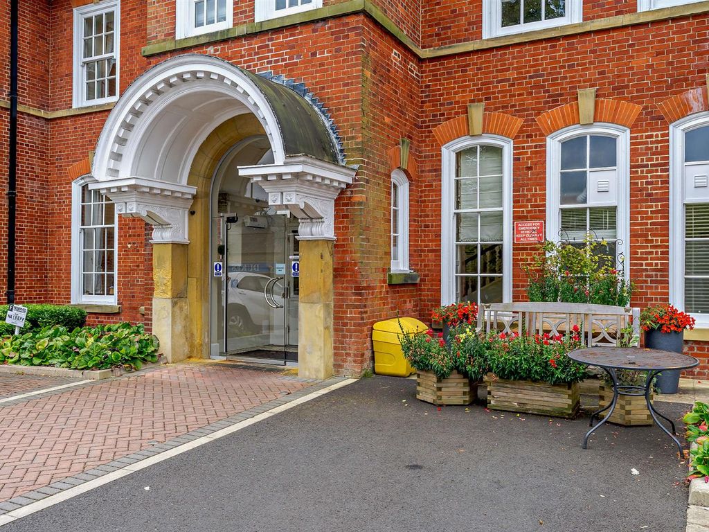 2 bed flat for sale in Kenton Road, Gosforth, Newcastle Upon Tyne NE3 ...