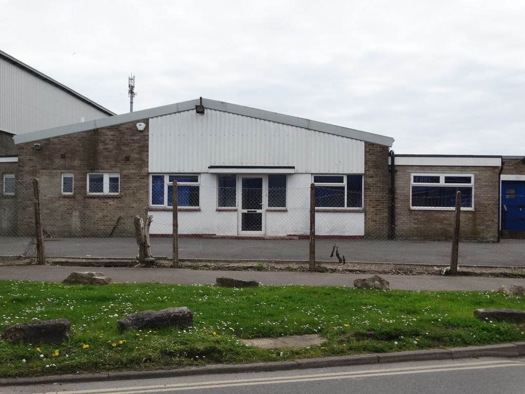 Industrial to let in Chartwell Road, Lancing BN15 - Zoopla