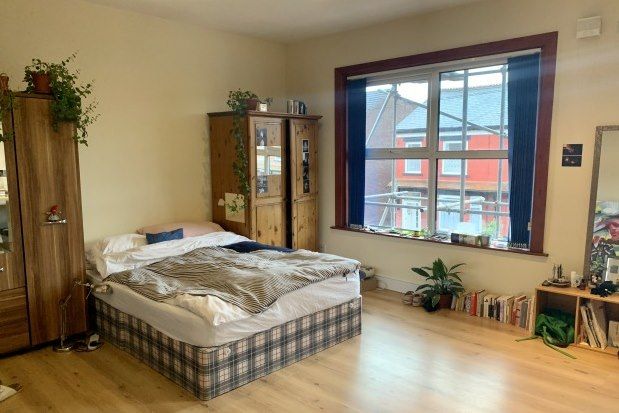 5 bed terraced house to rent in Whitby Road, Manchester M14 - Zoopla