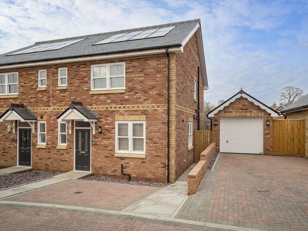 3 bed semi-detached house for sale in Place Road, Cowes PO31 - Zoopla