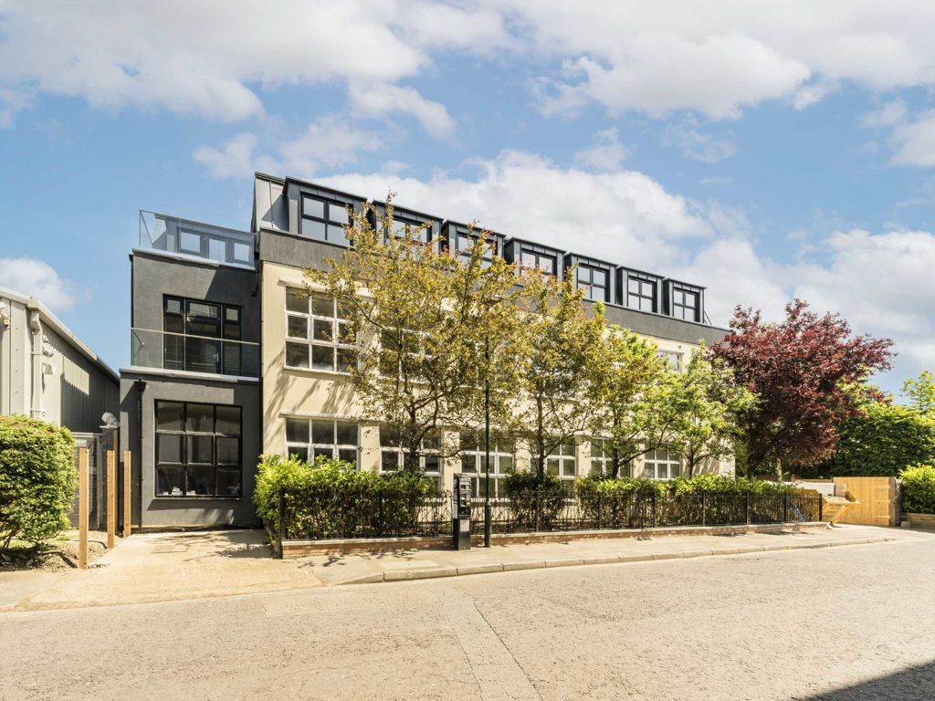 1 bed flat to rent in Victoria Villas, Richmond TW9 - Zoopla
