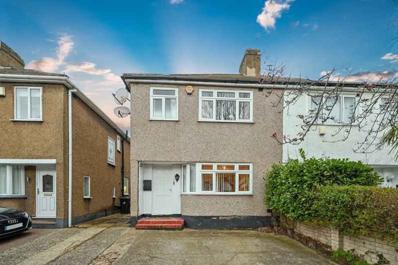 3 Bed Semi Detached House For Sale In Carr Road Northolt Ub5 £535 000