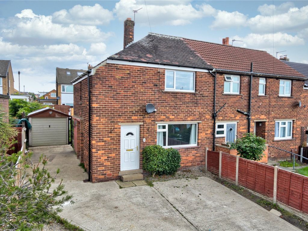 2 Bed End Terrace House For Sale In Acres Hall Avenue Pudsey West
