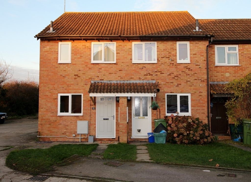 2 bed end terrace house to rent in Hazledean Road, Cheltenham GL51, £975 pcm - Zoopla