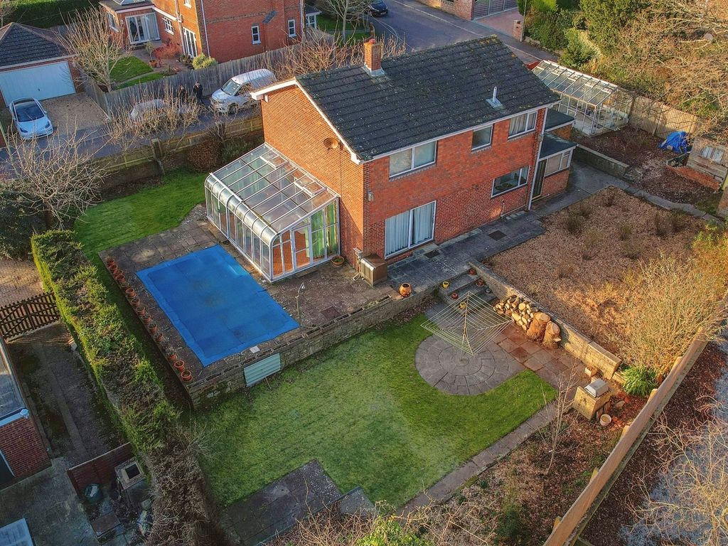 4 bed detached house for sale in Peak Drive, Fareham PO14, £600,000 ...