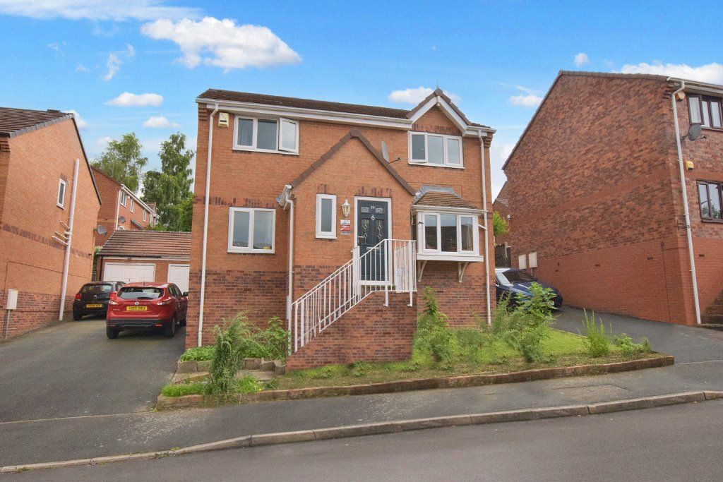3 bed detached house for sale in St. Marys Park Crescent, Leeds, West ...
