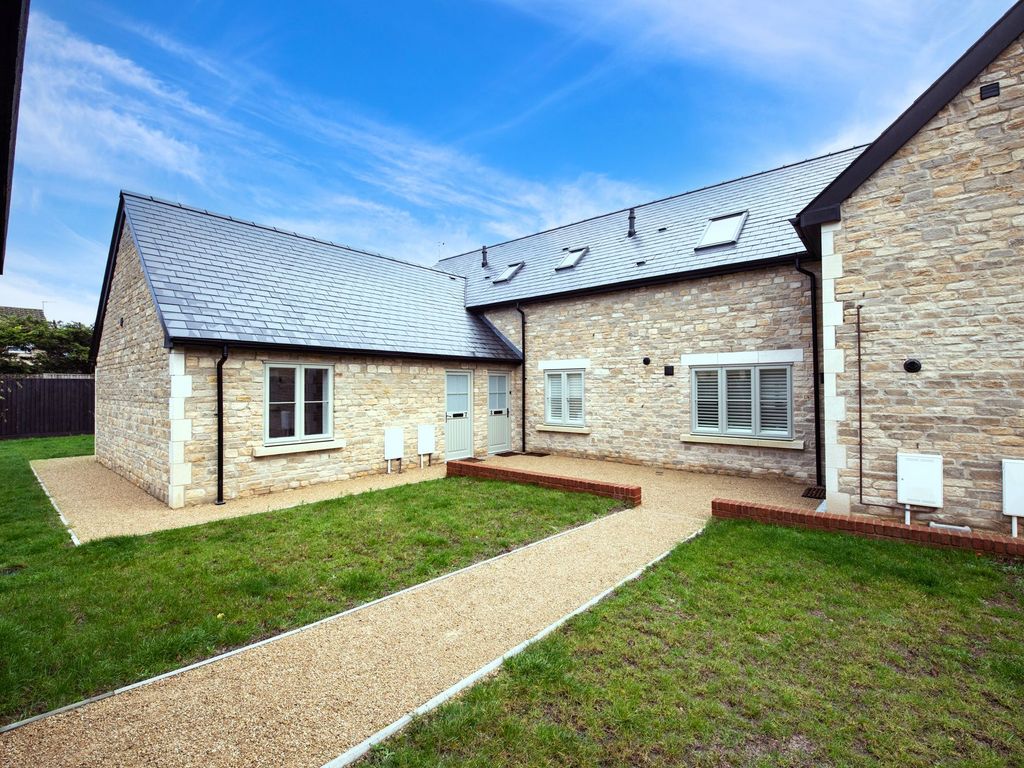1 bed maisonette for sale in Witney Road, Long Hanborough OX29 - Zoopla