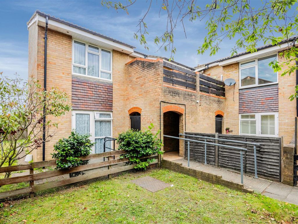 1 bed maisonette for sale in Denis Reeve Close, Mitcham CR4 - Zoopla